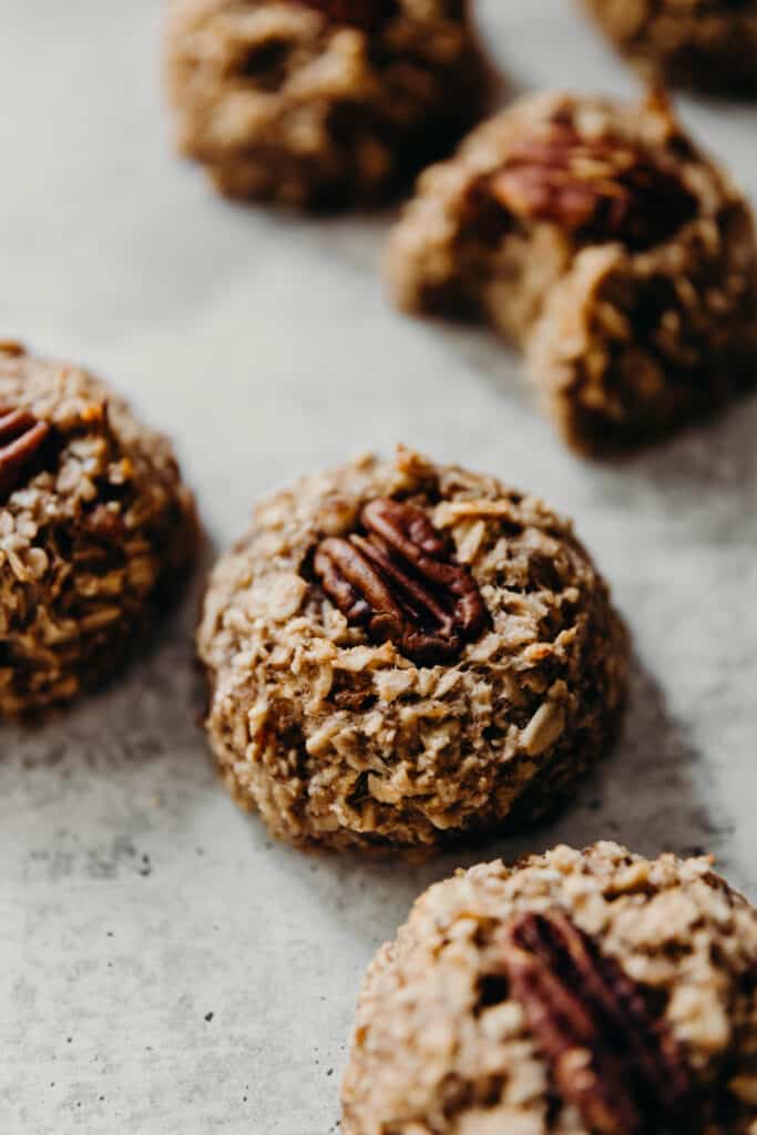 Healthy Banana Date Drops - Kalejunkie