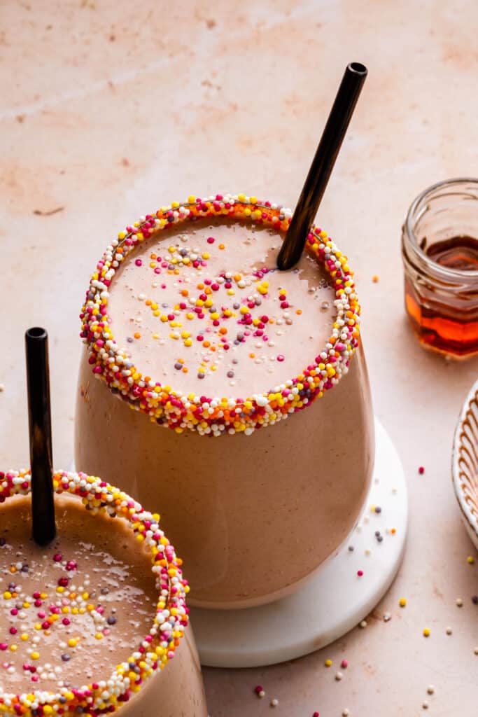 Healthy Birthday Cake Smoothie - Kalejunkie