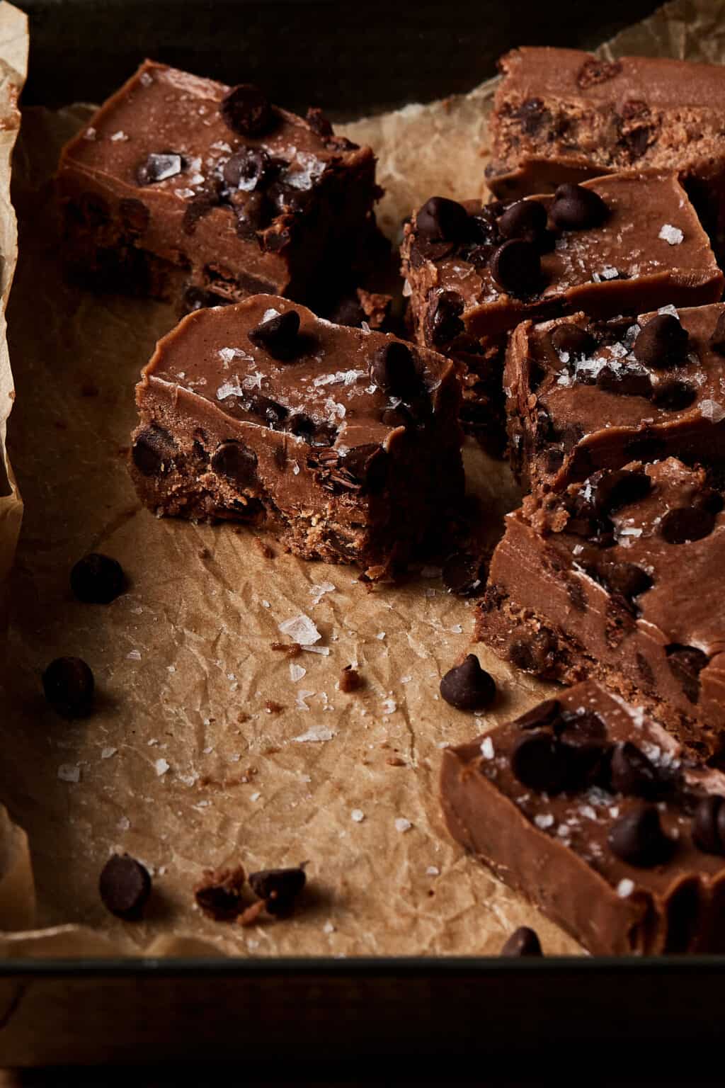 Tahini Chocolate Chip Freezer Fudge - Kalejunkie