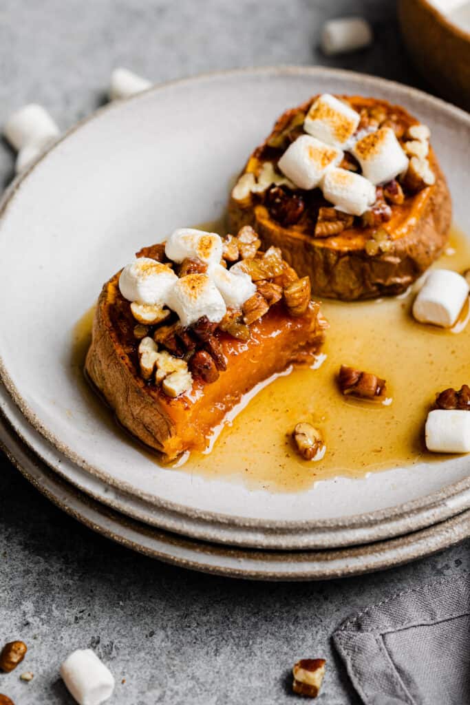 Toasted Marshmallow Sweet Potato Rounds - Kalejunkie