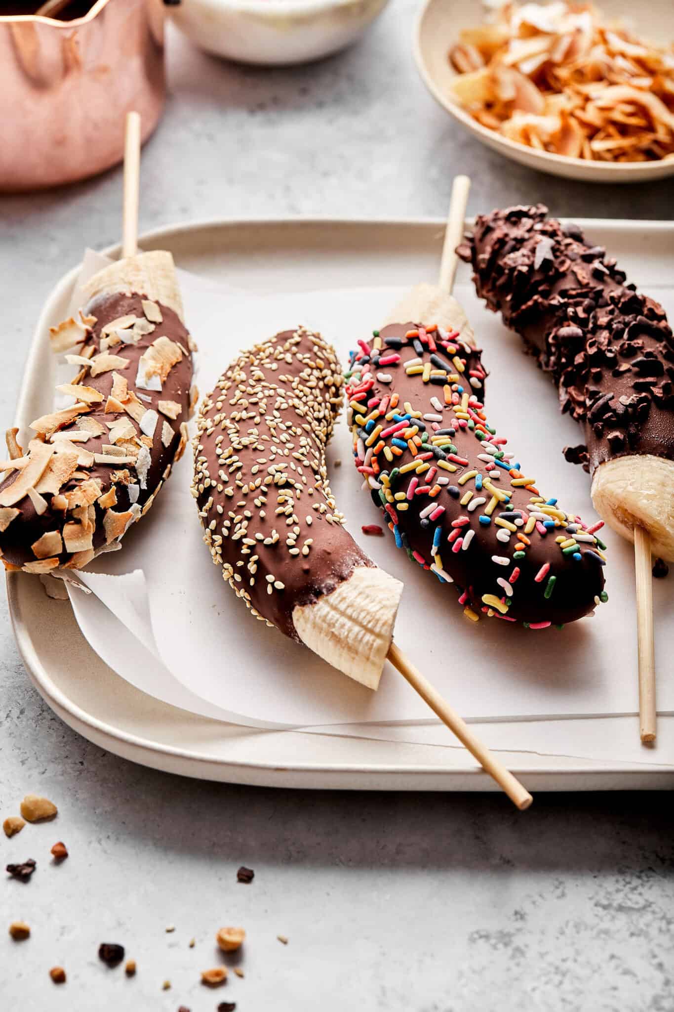 Frozen Chocolate Banana Pops - Kalejunkie