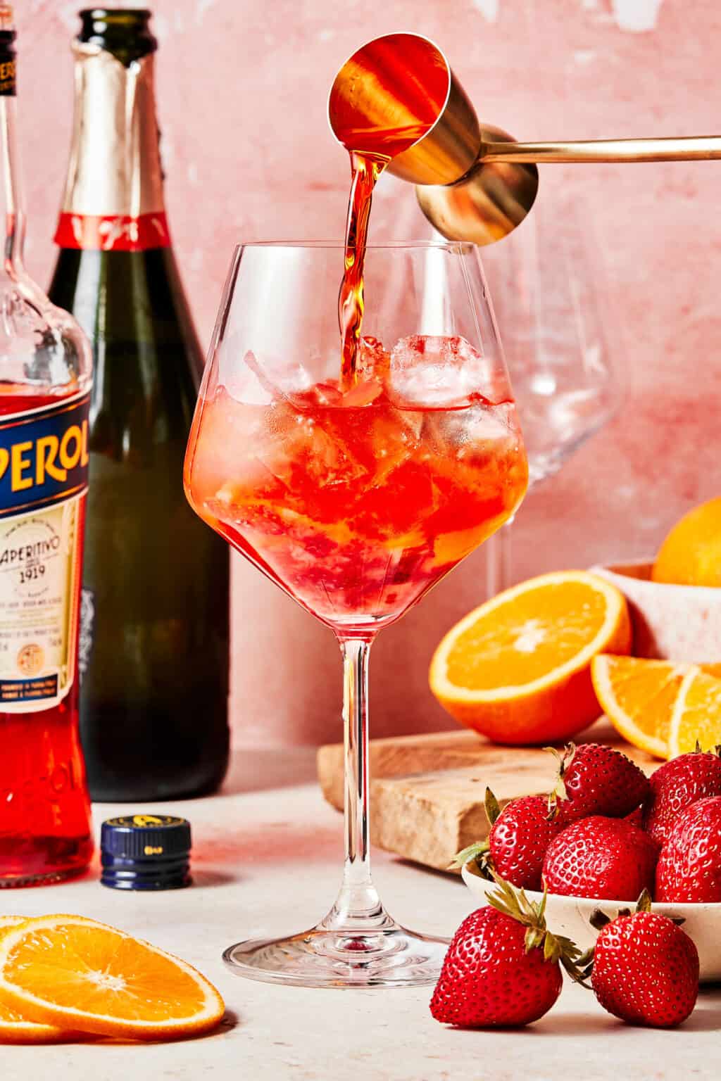Strawberry Aperol Spritz - Kalejunkie