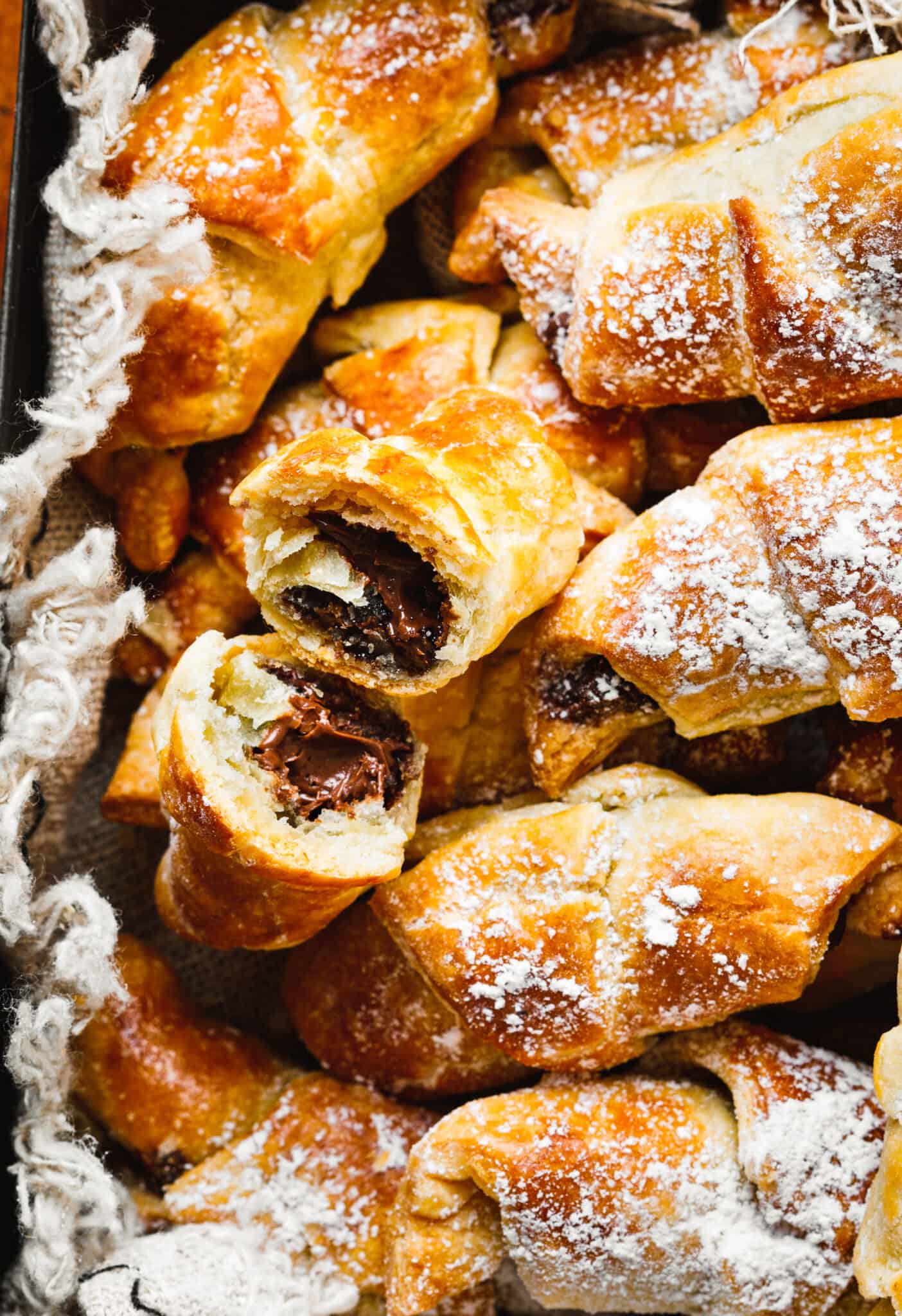 3-Ingredient Mini Nutella Croissants - Kalejunkie