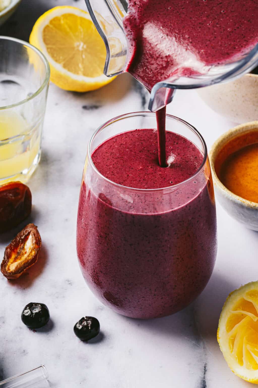 Blueberry Lemon Pie Smoothie - Kalejunkie