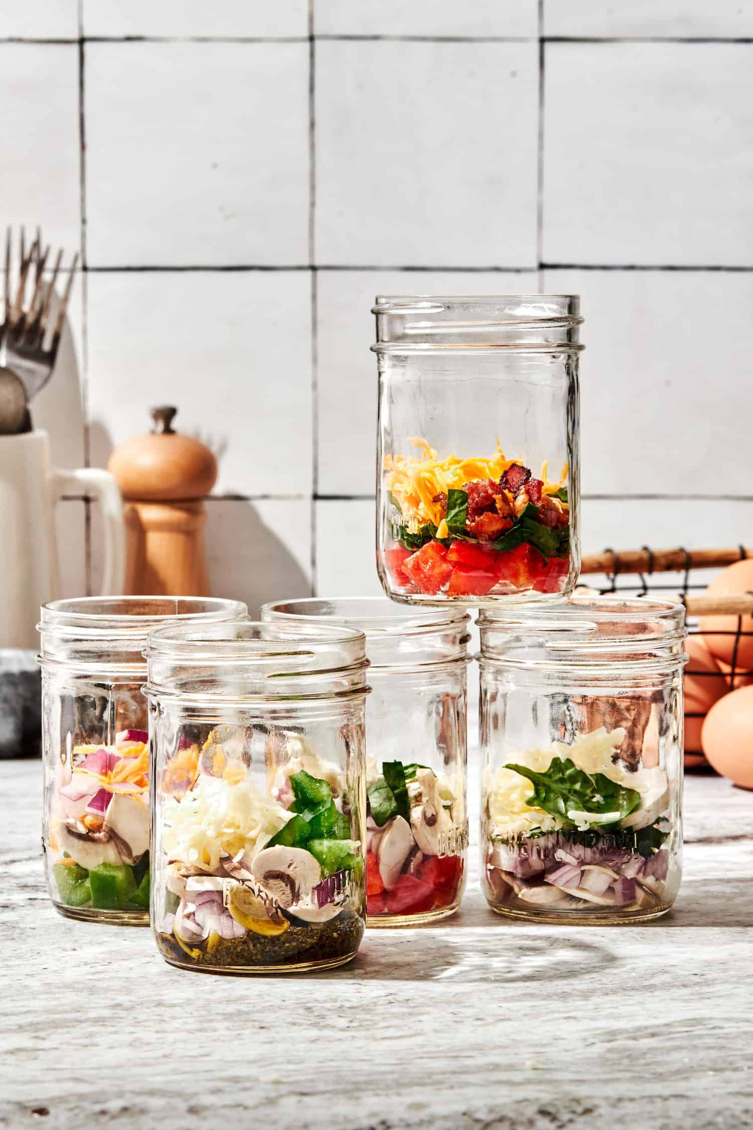 Meal Prep Mason Jar Omelettes - Kalejunkie