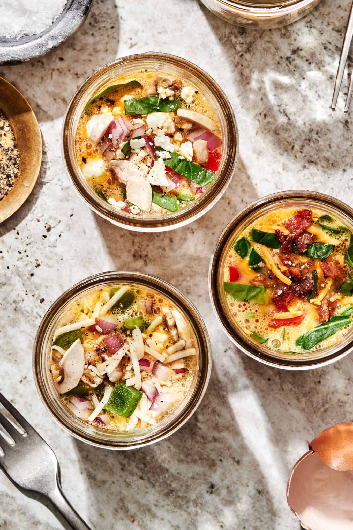 Meal Prep Mason Jar Omelettes - Kalejunkie