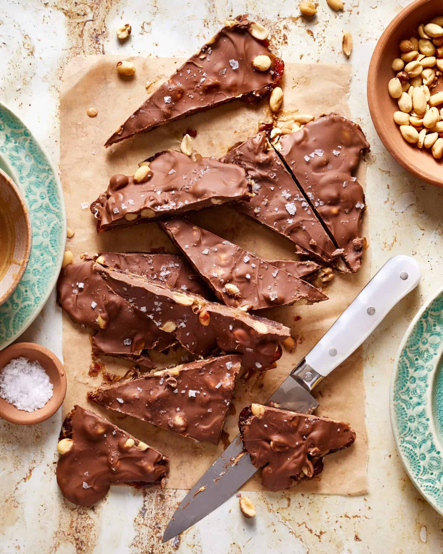 Easy "Snickers" Date Crunch Bark - Kalejunkie