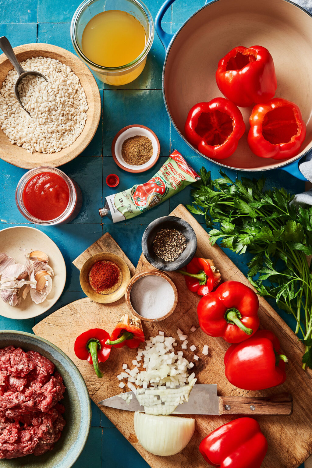 Healthy Armenian Stuffed Red Peppers (Dolma) - Kalejunkie