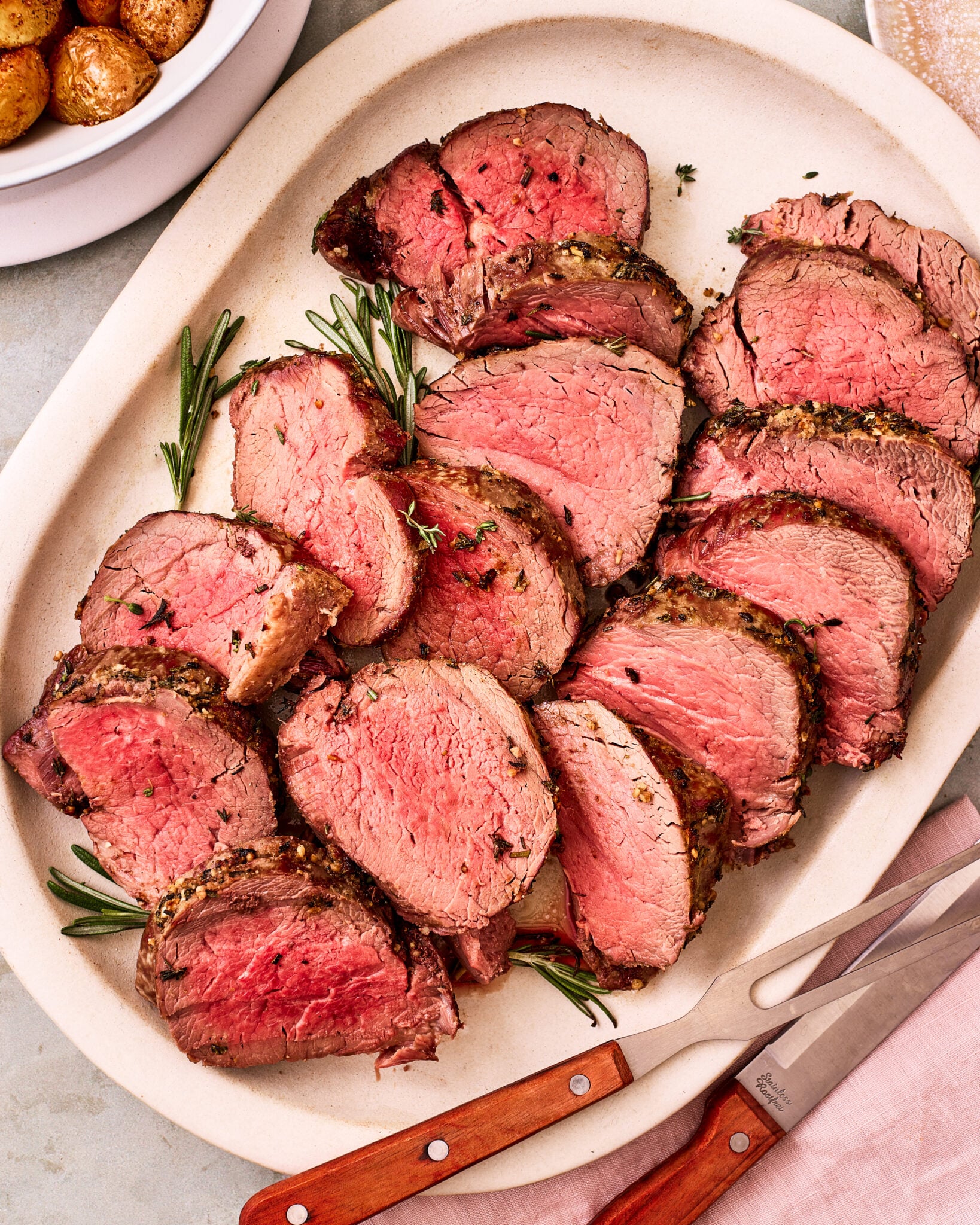 The Ultimate Easy Beef Tenderloin - Kalejunkie