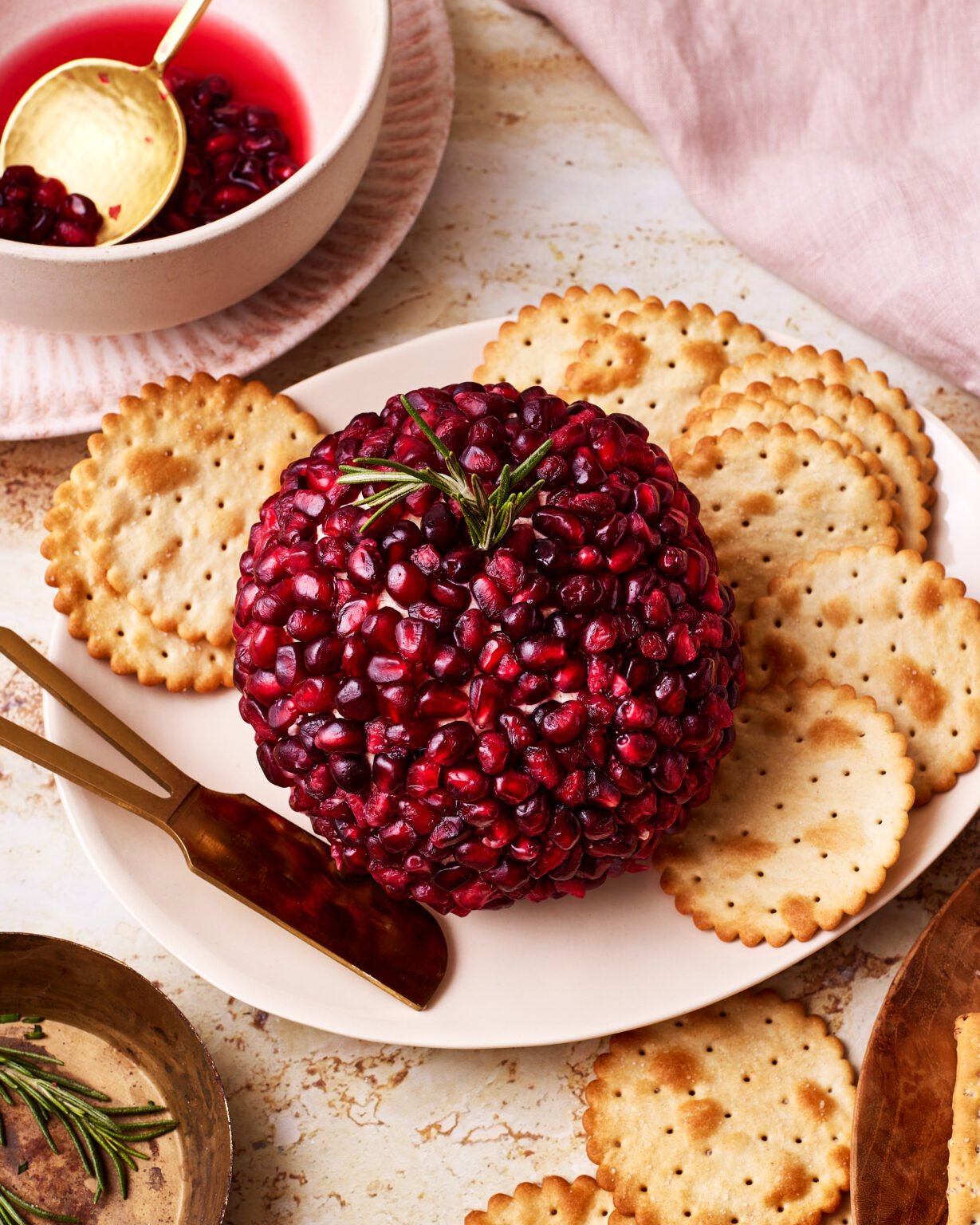 Easy Pomegranate White Cheddar Cheeseball - Kalejunkie