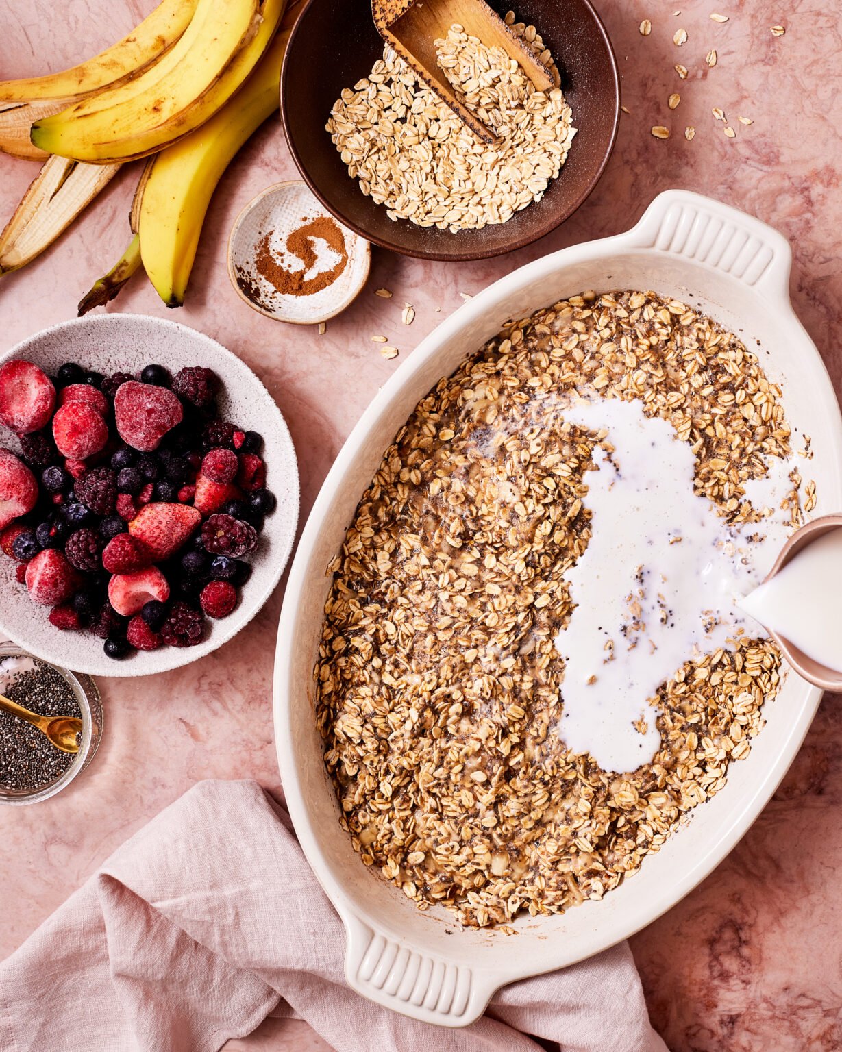 One-Pan Fluffy Mixed Berry Protein Oatmeal - Kalejunkie