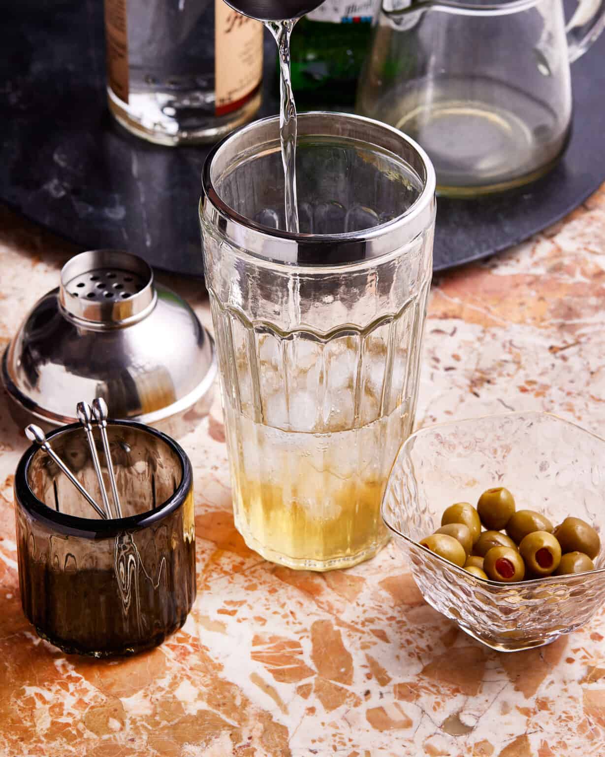 Quick & Easy Dirty Martini - Kalejunkie