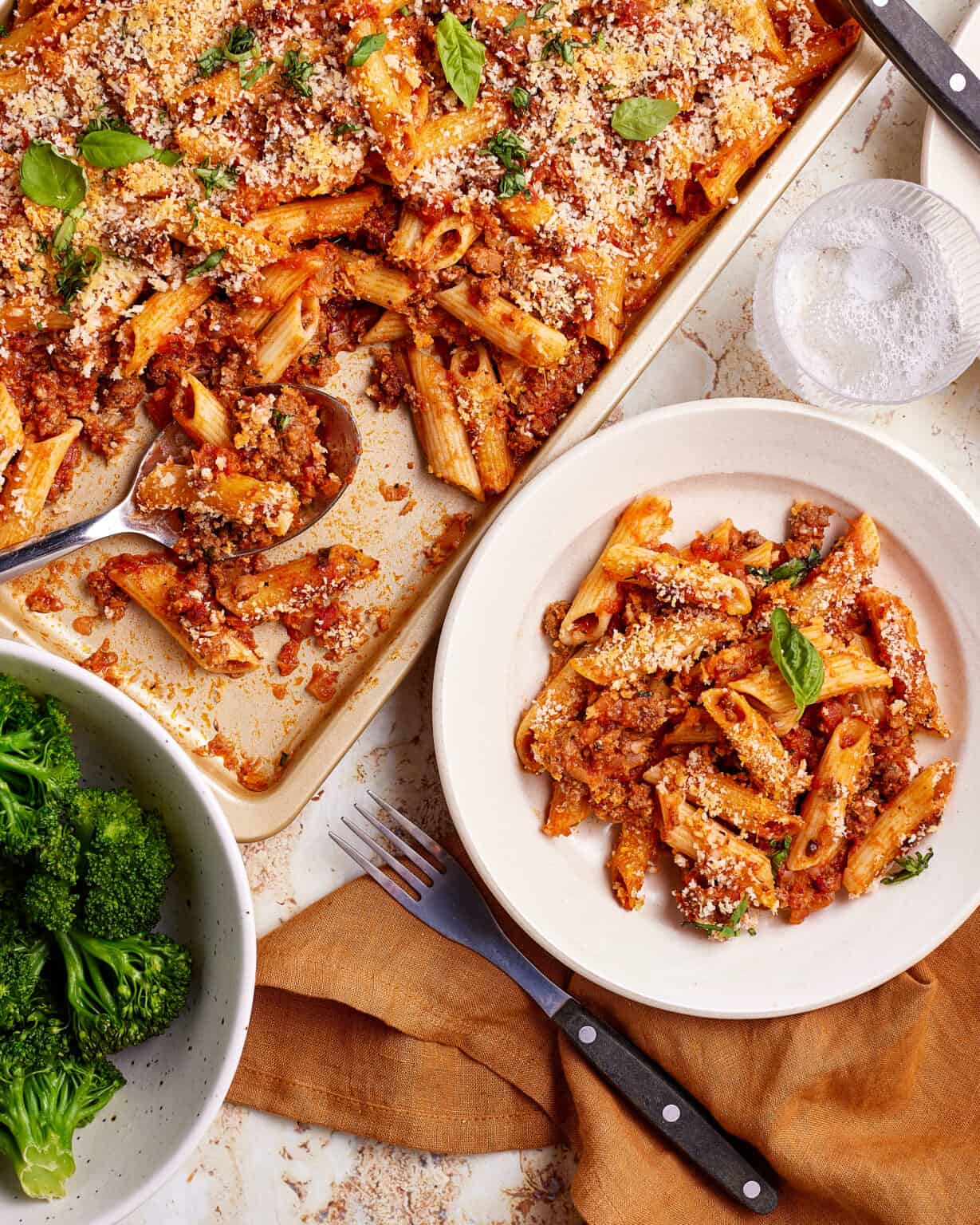 Sheet Pan Crunchy Penne Arrabiata with Meat Sauce - Kalejunkie