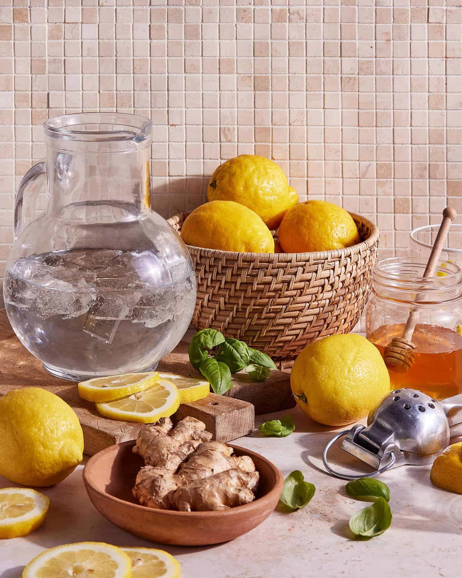 The Best Honey Ginger Lemonade - Kalejunkie