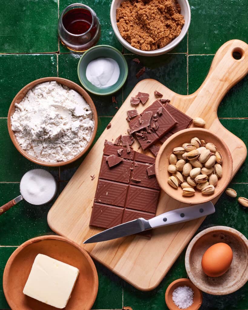 Brown Butter Milk Chocolate Pistachio Cookies - Kalejunkie